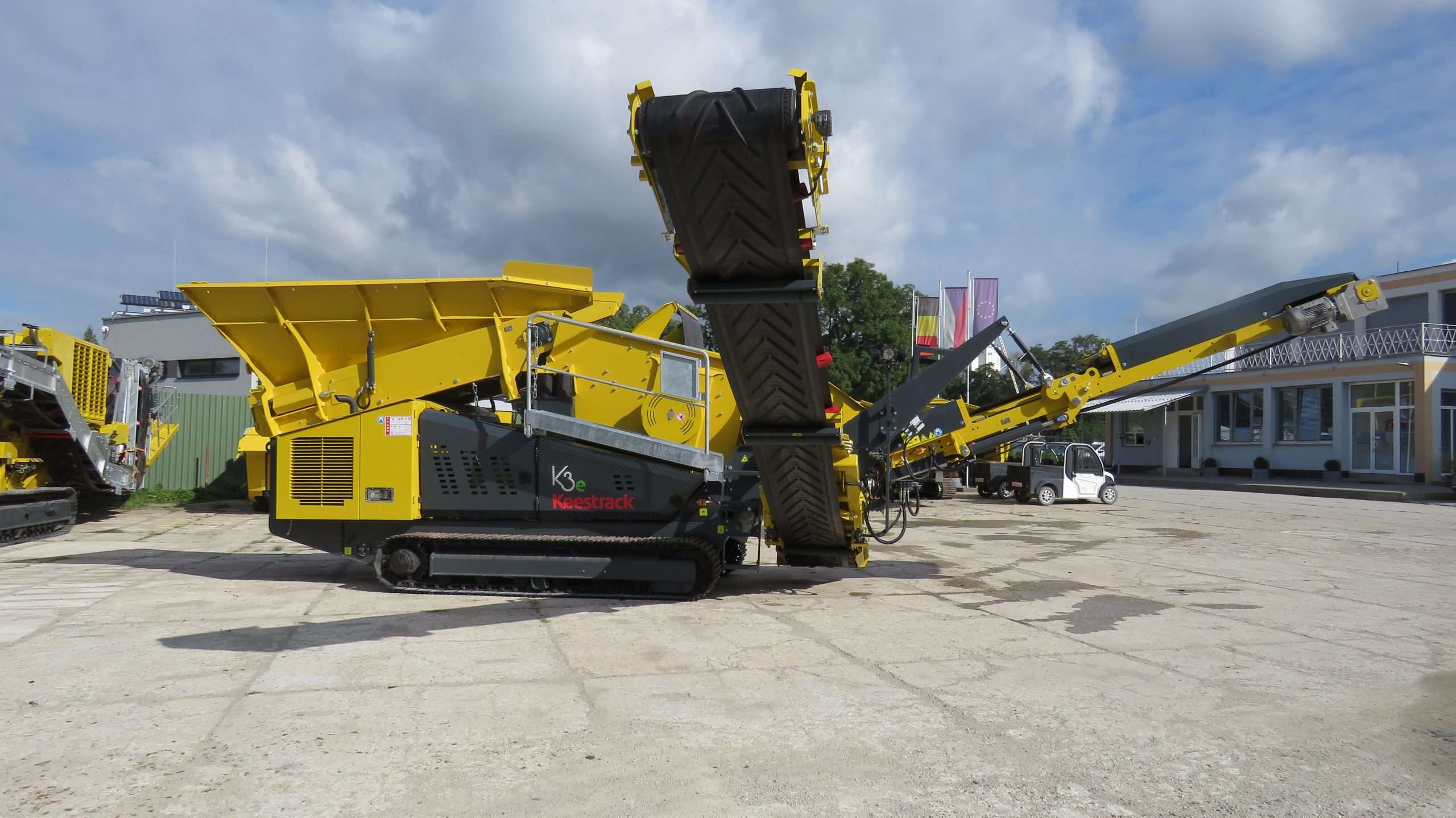 Keestrack K3H Screen - Compact Mounted Screener – SMA